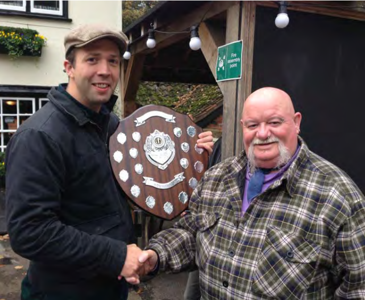 David Buist receiving the Peter Bersey Shield | Pipe Club of London