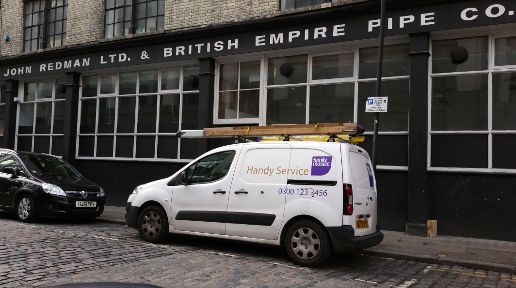 More oddities plus Logo’s of our linked Pipe Clubs | Pipe Club of London